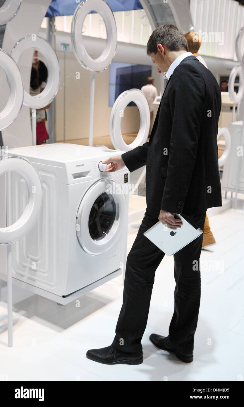 Radio booth interior hi-res stock photography and images - Alamy