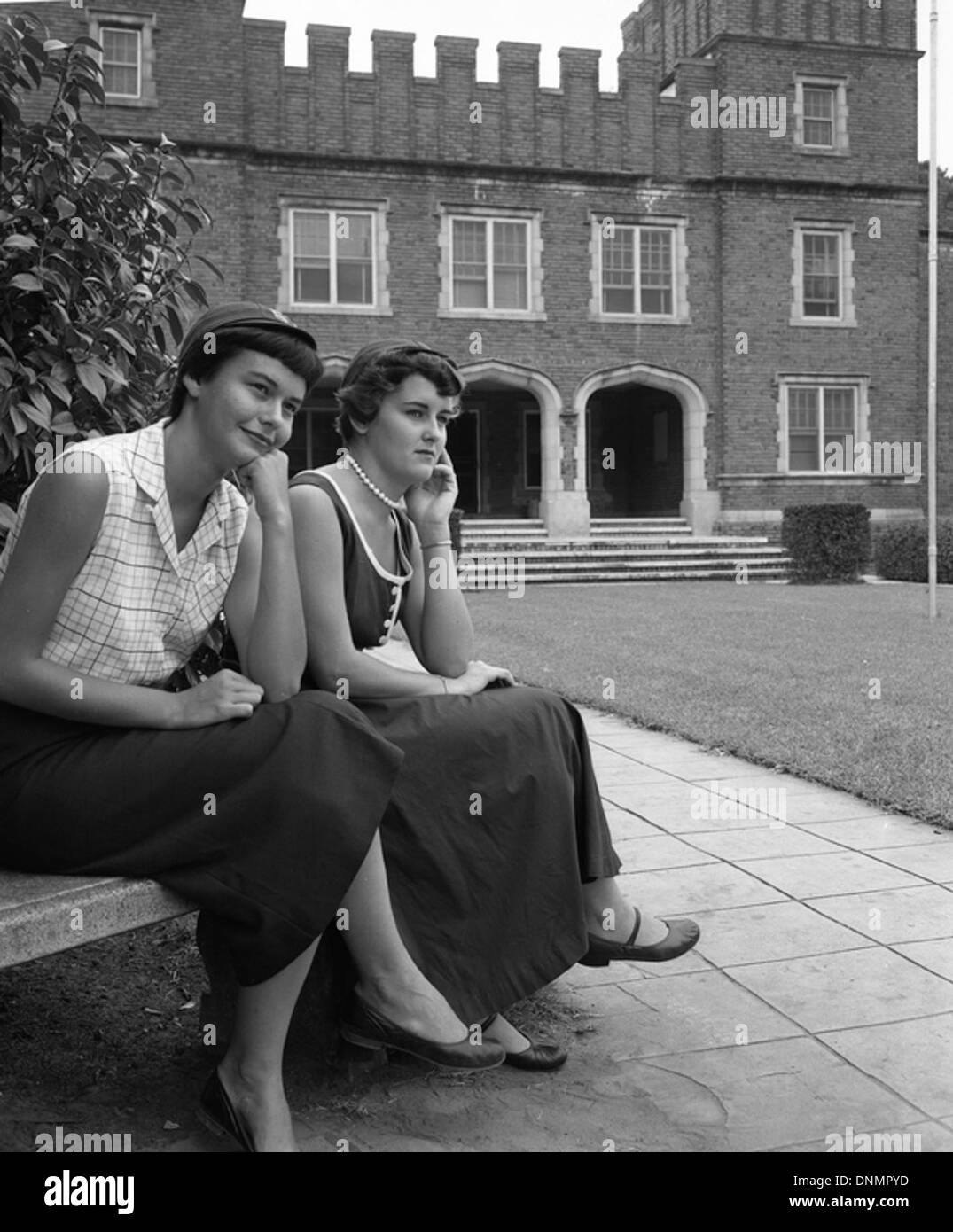 1950s student culture hi-res stock photography and images - Alamy