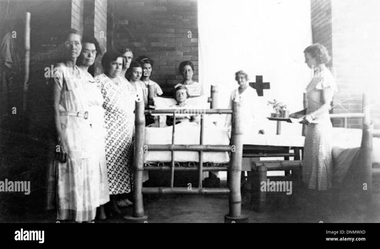 Childbirth delivery history historical hi-res stock photography and ...