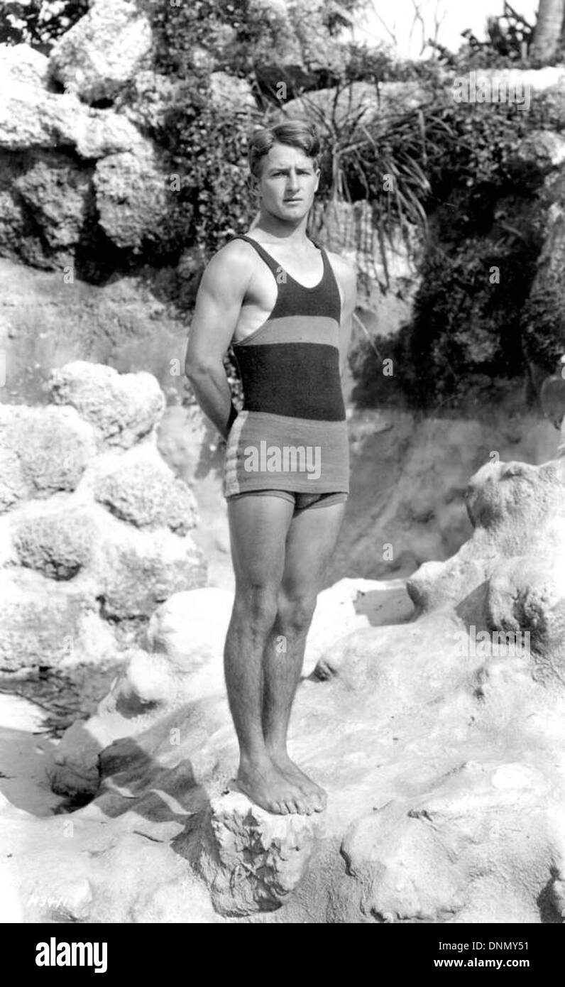 Free form rocks hi-res stock photography and images - Alamy