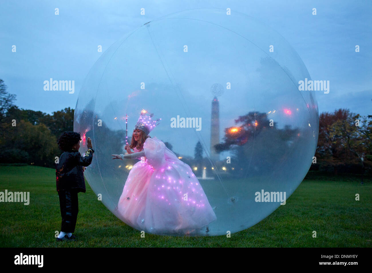 The Wizard Of Oz Glinda Bubble The Wizard Of Oz Glinda Bubble
