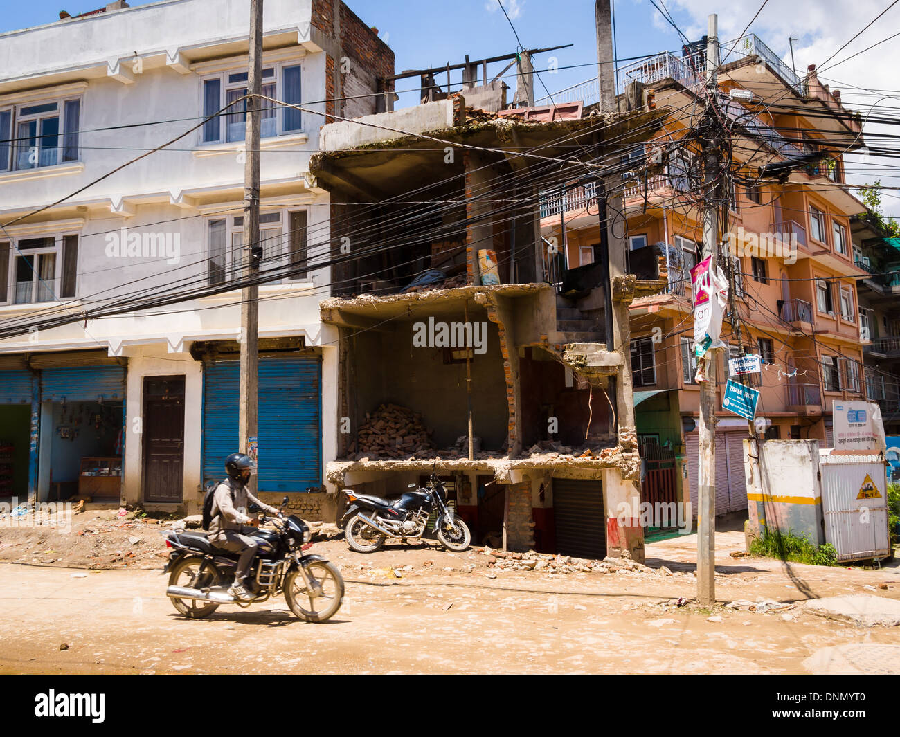 Nepal construction hi-res stock photography and images - Alamy
