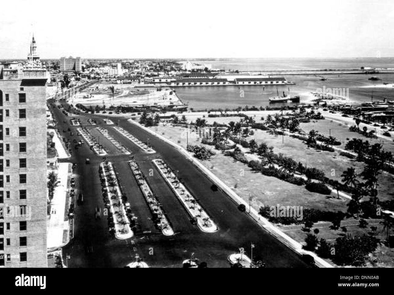 Downtown miami 1930s hi-res stock photography and images - Alamy