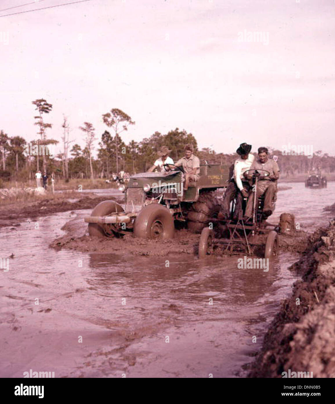 Swamp buggy florida racing hi-res stock photography and images - Alamy