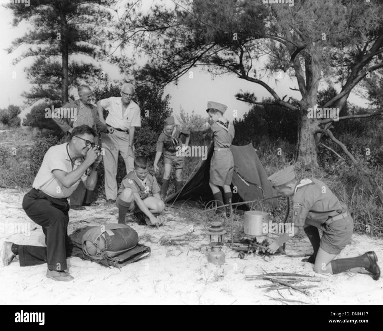 Boy scouts and tents hi-res stock photography and images - Alamy