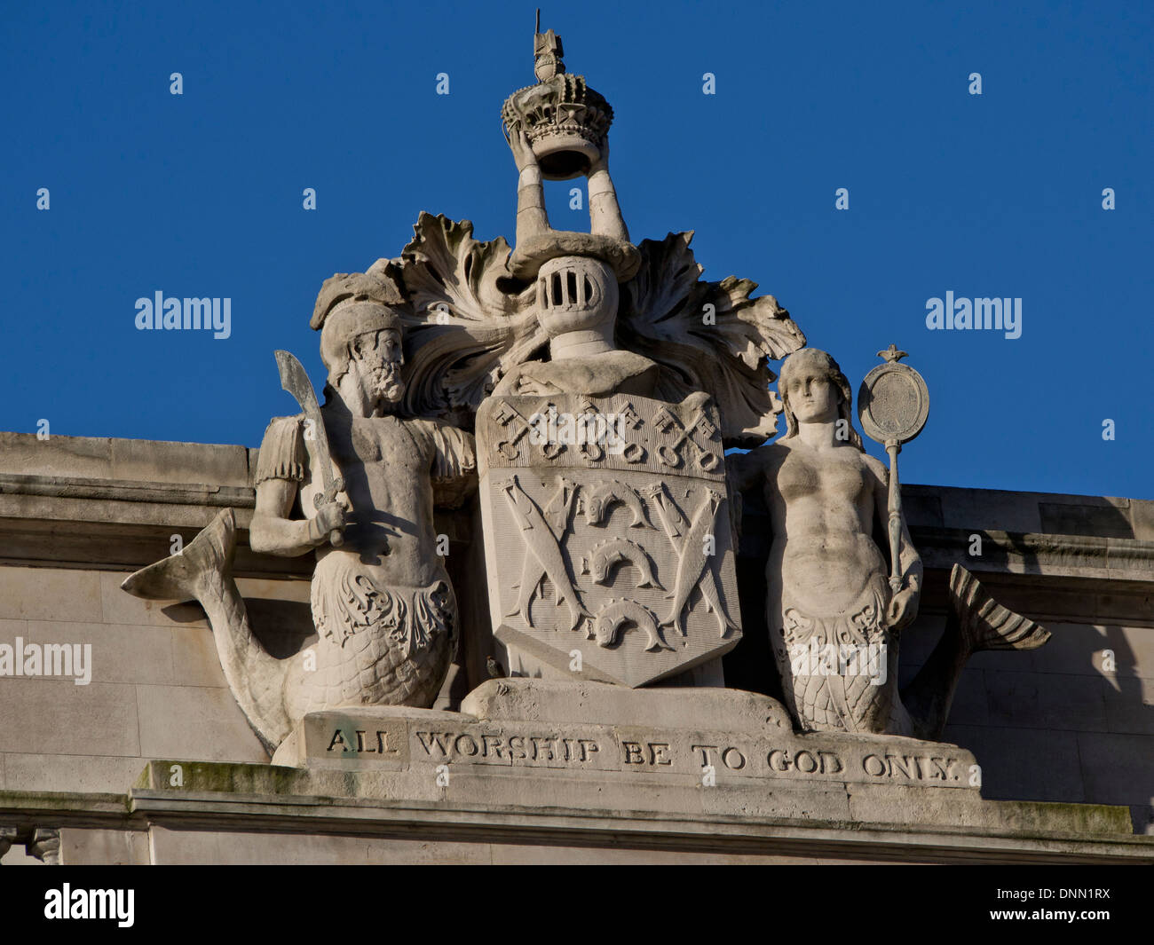 Fishmongers hall london hi-res stock photography and images - Alamy