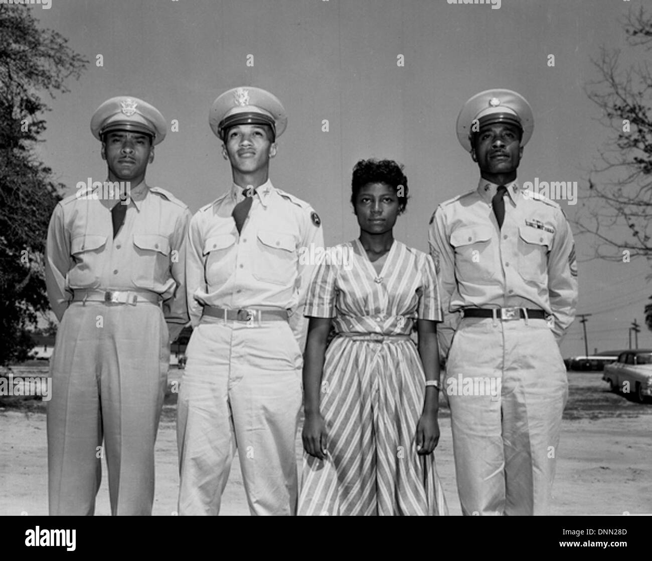 African american woman 1950s hi-res stock photography and images - Alamy