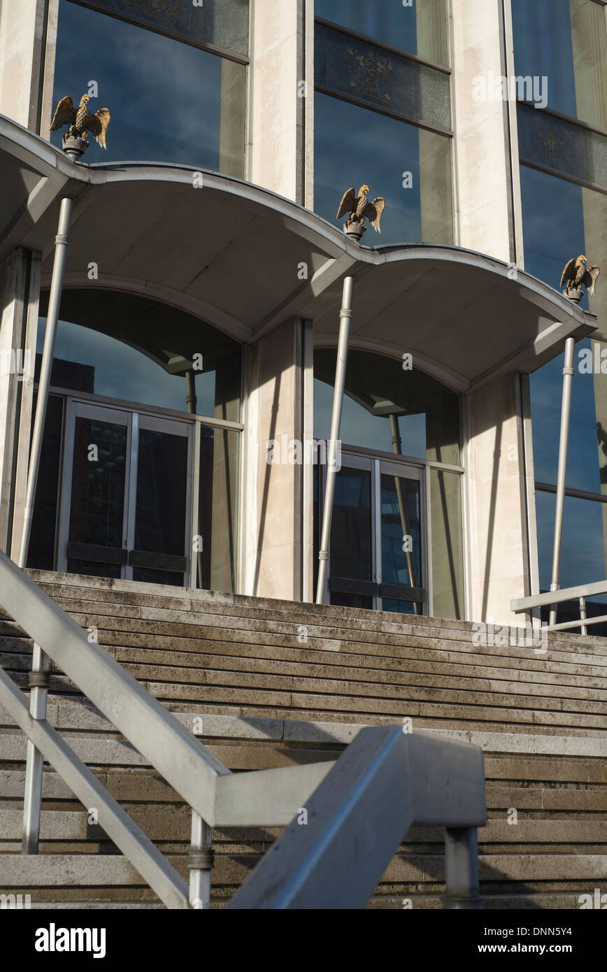 Manchester Crown Court, Crown Square, Manchester, UK Stock Photo - Alamy