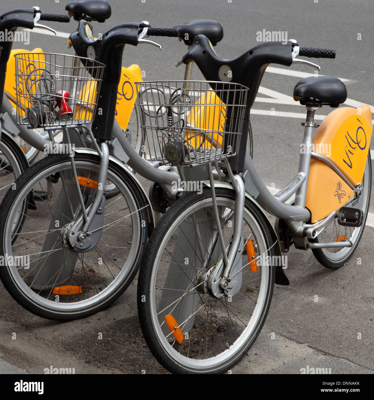 Rentable bike hi-res stock photography and images - Alamy