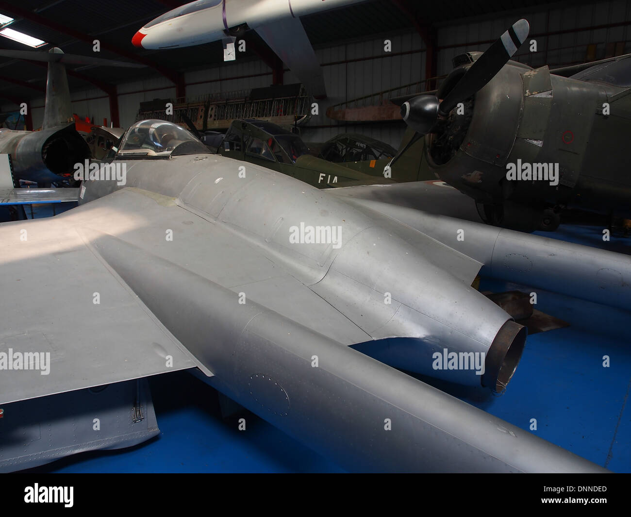 Dh100 hi-res stock photography and images - Alamy