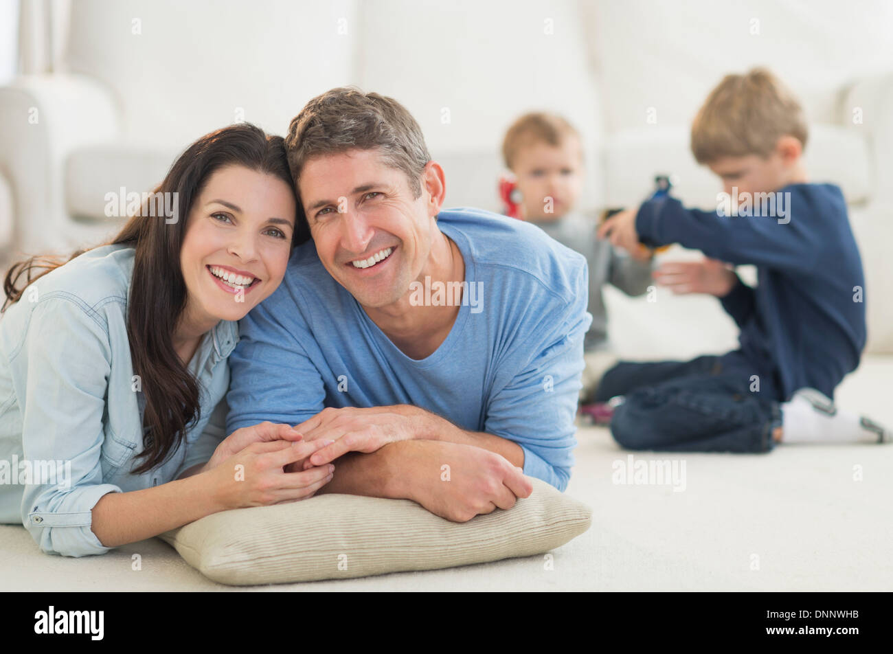Parents two children home hi-res stock photography and images - Alamy