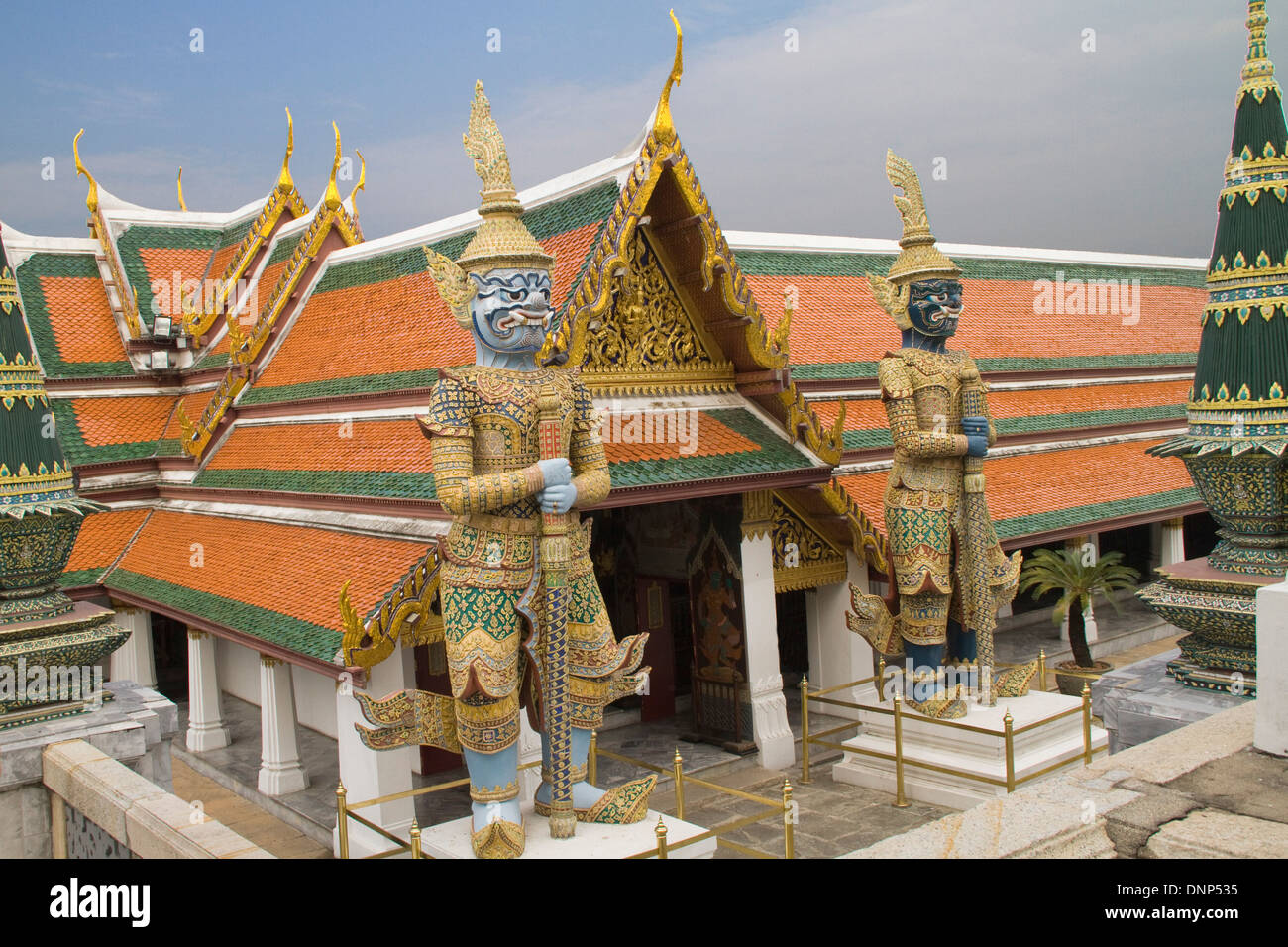 Mythological statues hi-res stock photography and images - Alamy