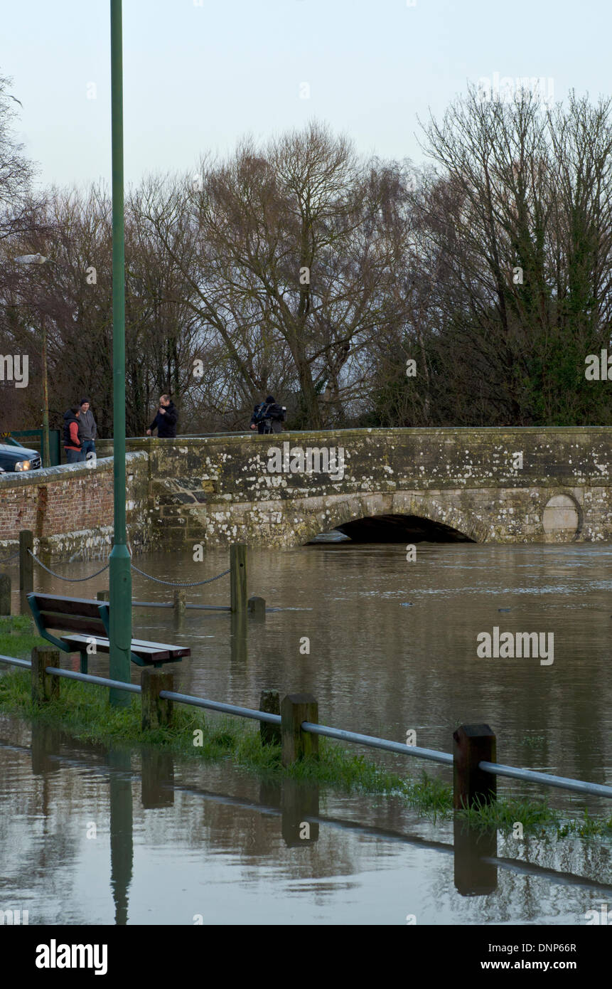 Iford, Christchurch, Dorset, UK. 3rd January 2014. Residents evacuated ...
