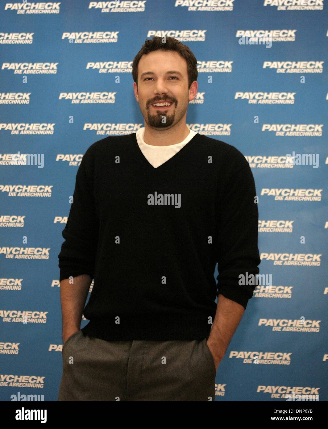 Ben Affleck presents his new film "Paycheck" in Berlin Stock Photo - Alamy