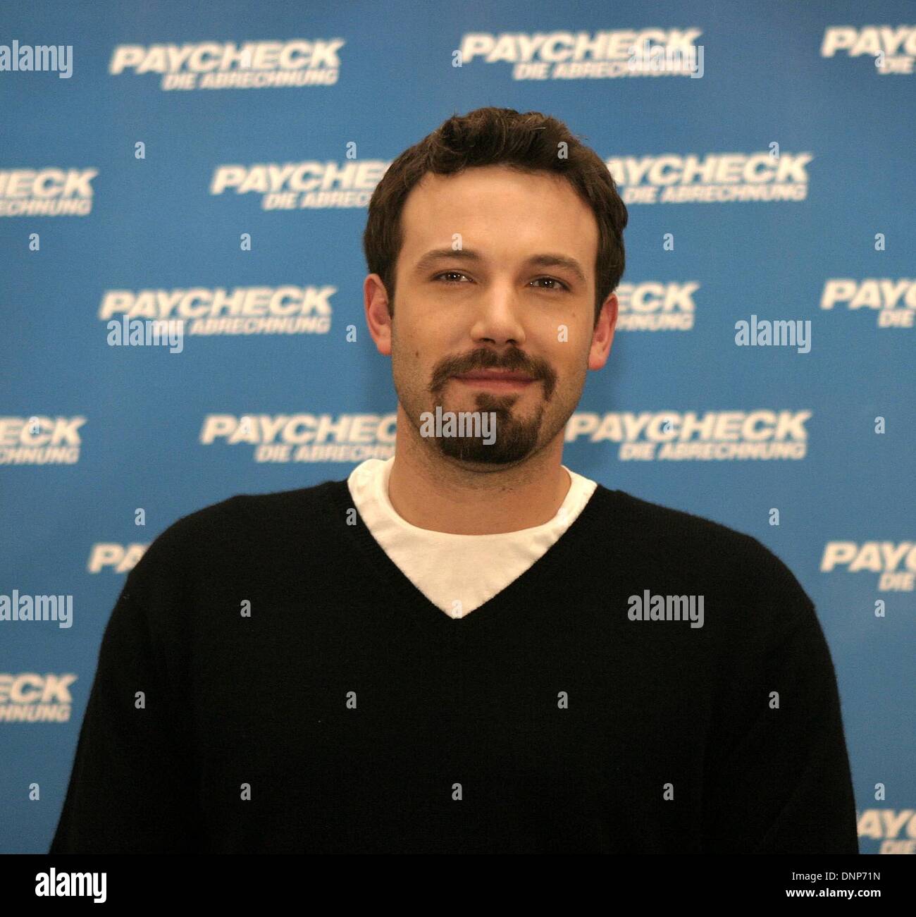 Ben Affleck presents his new film "Paycheck" in Berlin Stock Photo - Alamy