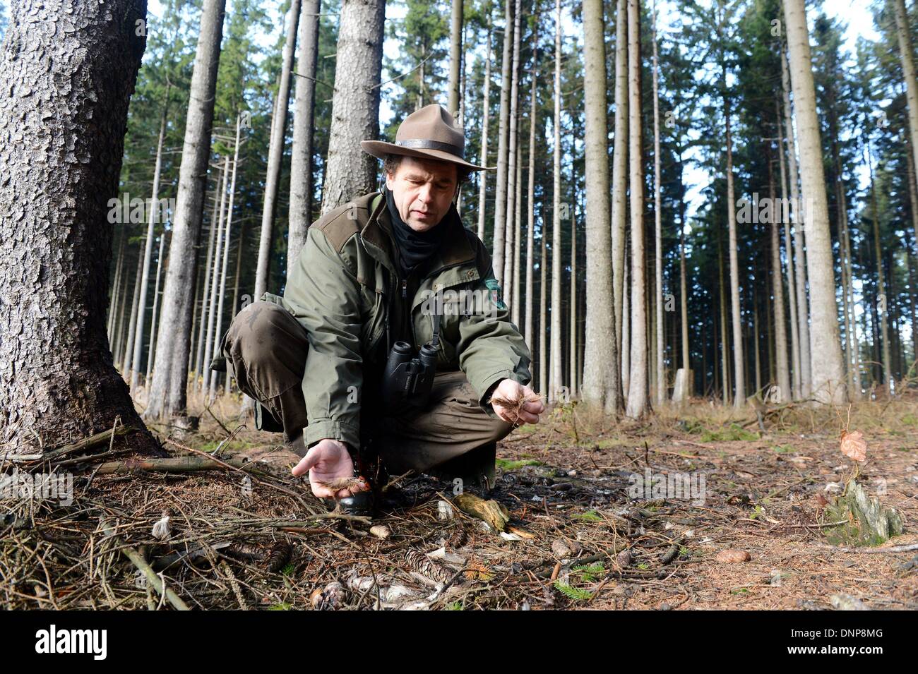 National park rangers uniform hi-res stock photography and images - Alamy