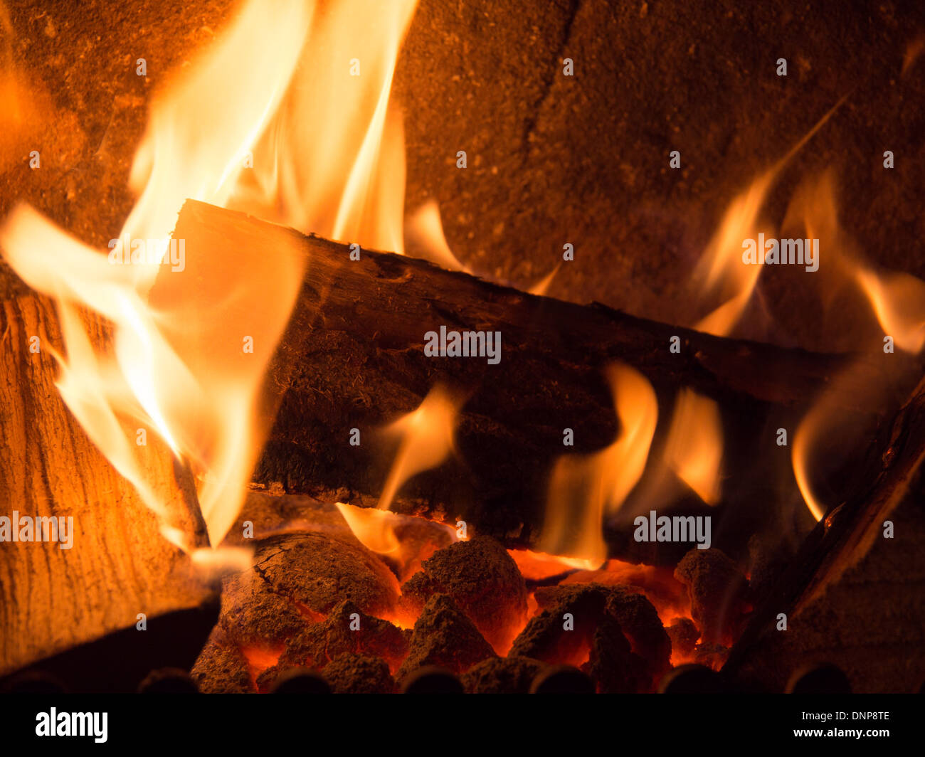 multi fuel stove log fire Stock Photo - Alamy