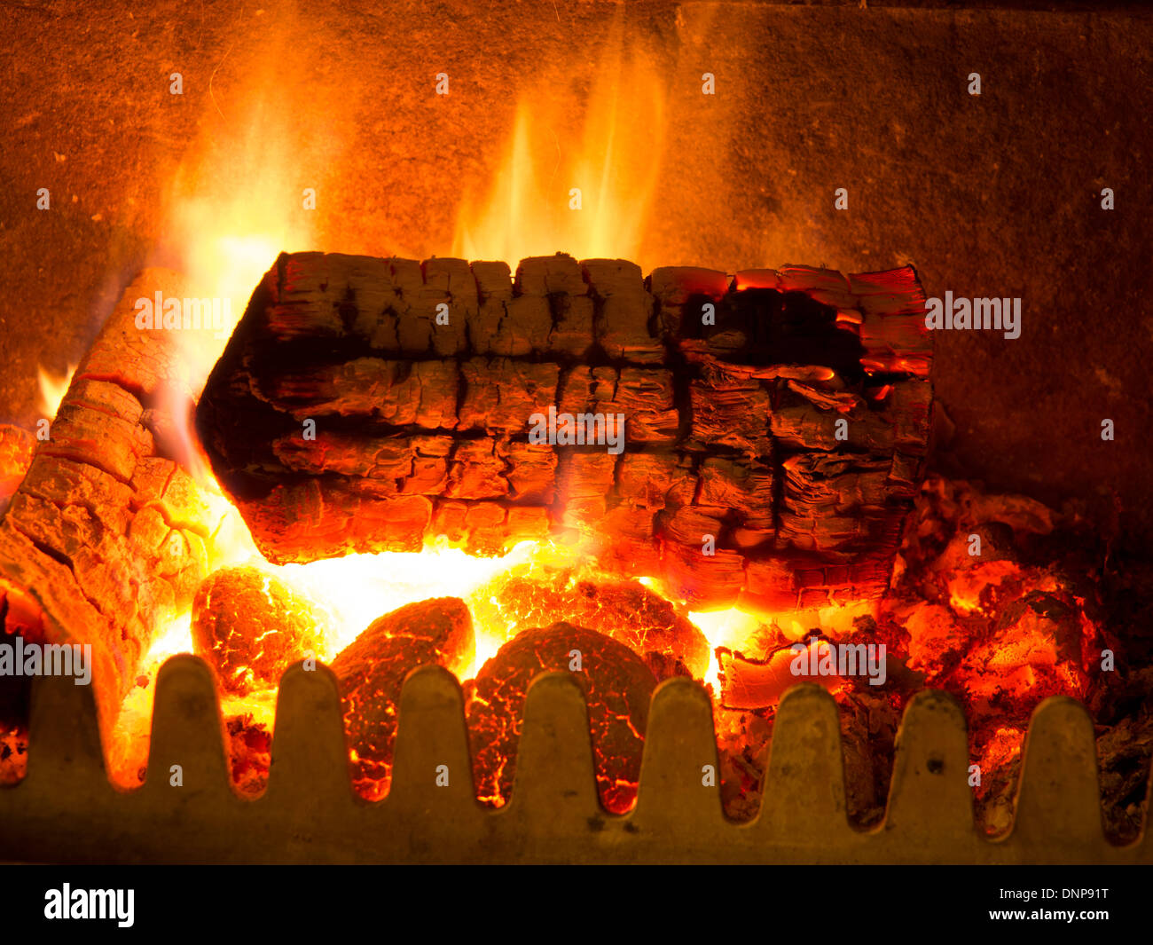 multi fuel stove log fire Stock Photo - Alamy