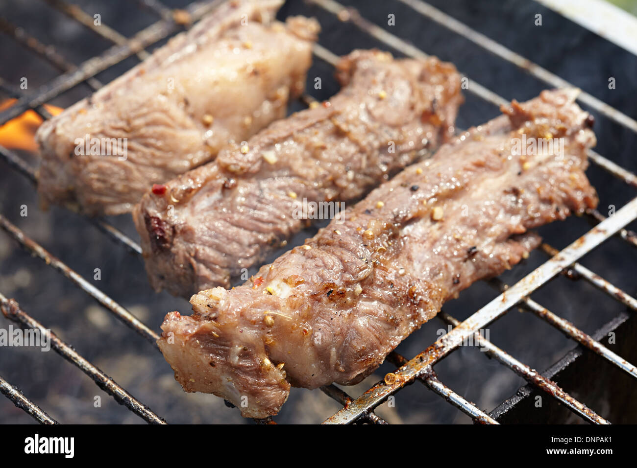 Roast ribs hi-res stock photography and images - Alamy