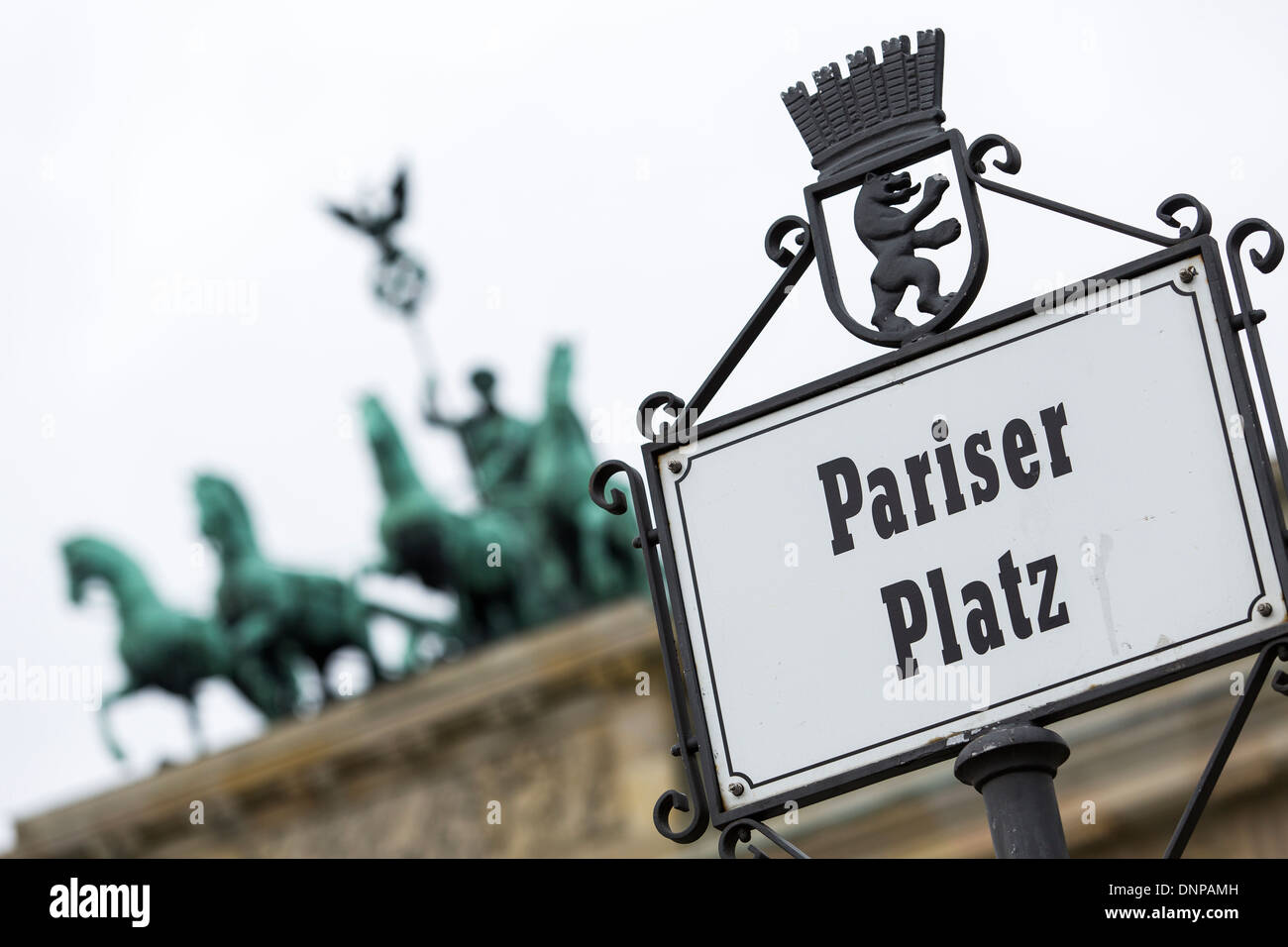 Pariser platz street berlin hi-res stock photography and images - Alamy