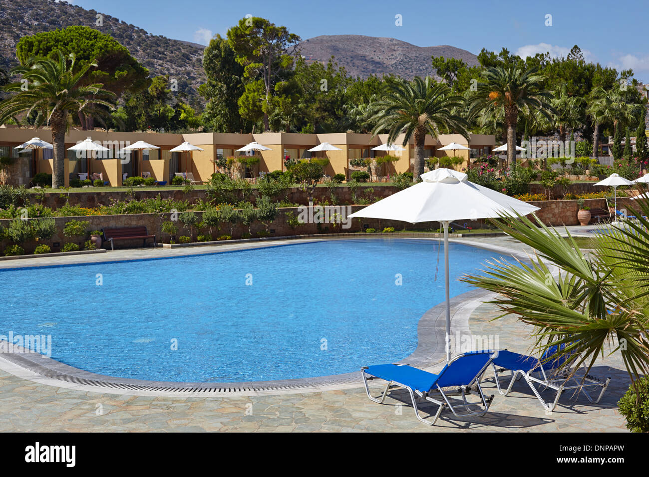 Clean blue pool water hi-res stock photography and images - Alamy