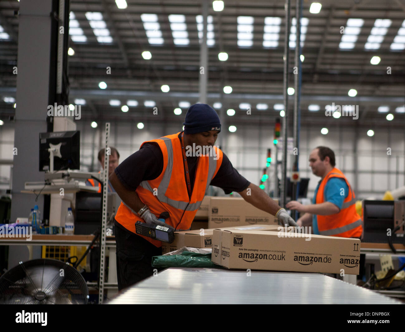 Fascinating behind the scenes picture of the Amazon Distribution Centre ...