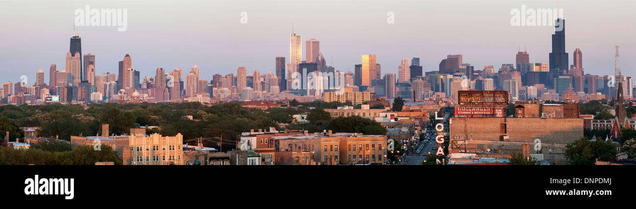 USA, Illinois, Chicago, Logan Square, Skyscrapers in downtown Stock ...