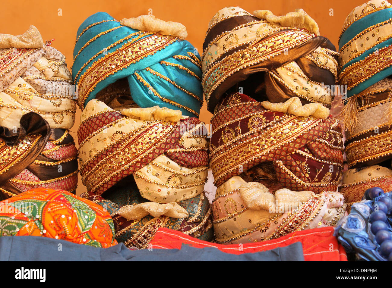 Pagdi hi-res stock photography and images - Alamy