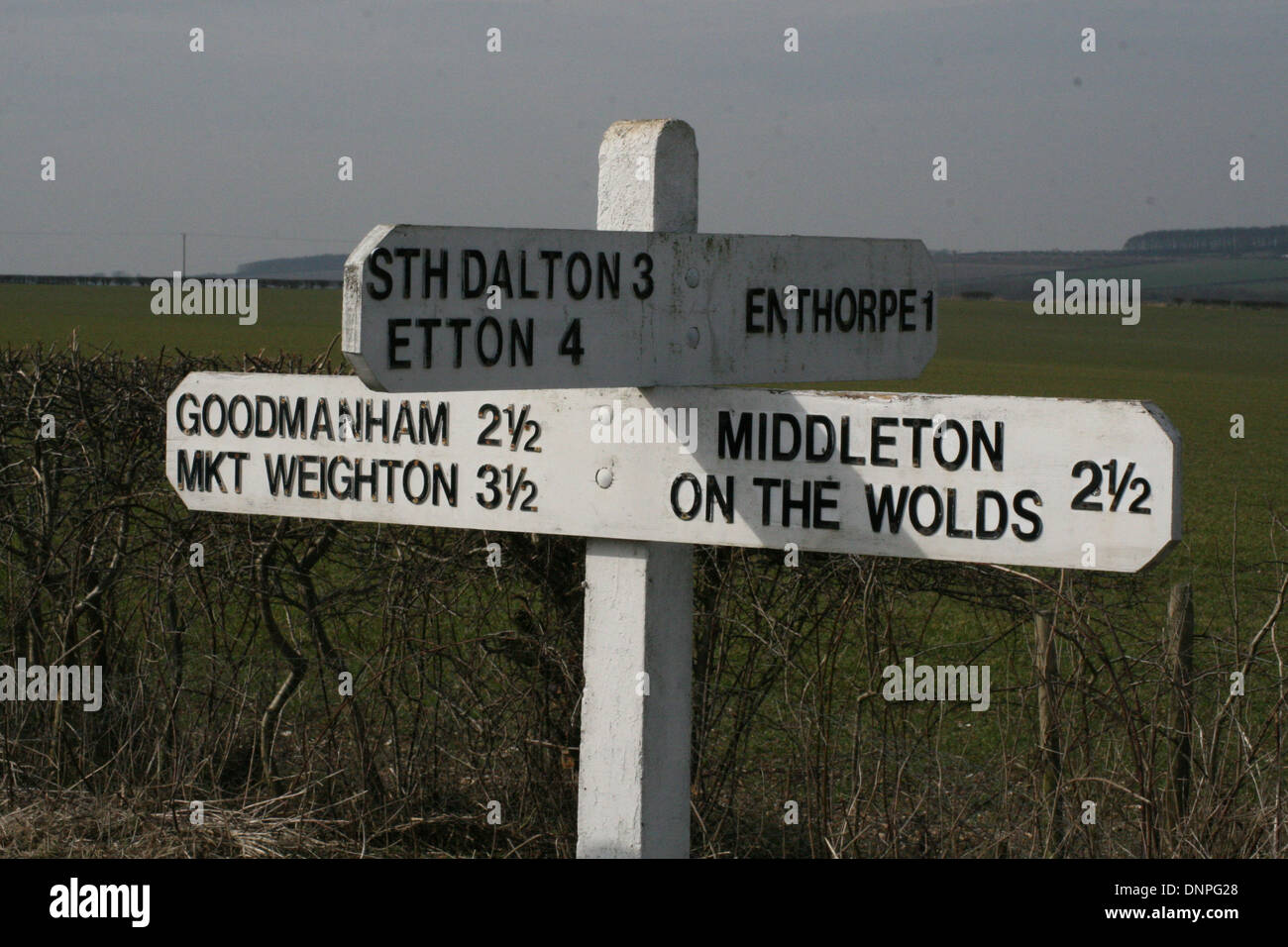 Derby road sign hi-res stock photography and images - Alamy