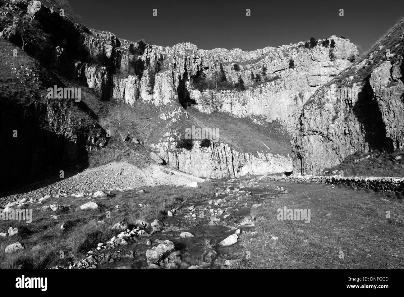 Gordale Scar limestone cliffs, Malhamdale, North Yorkshire Dales ...