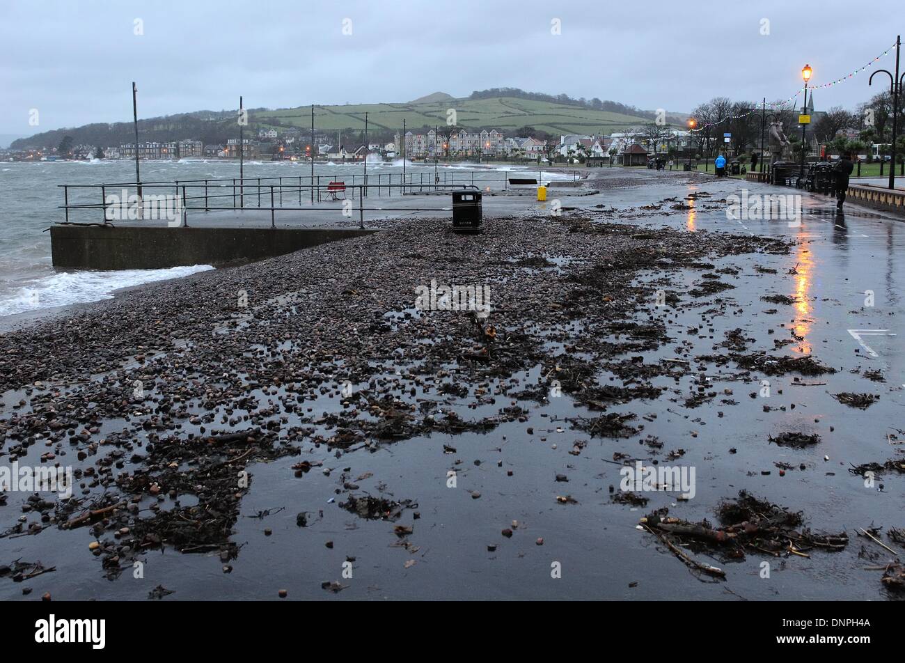 Galeforce winds hi-res stock photography and images - Alamy