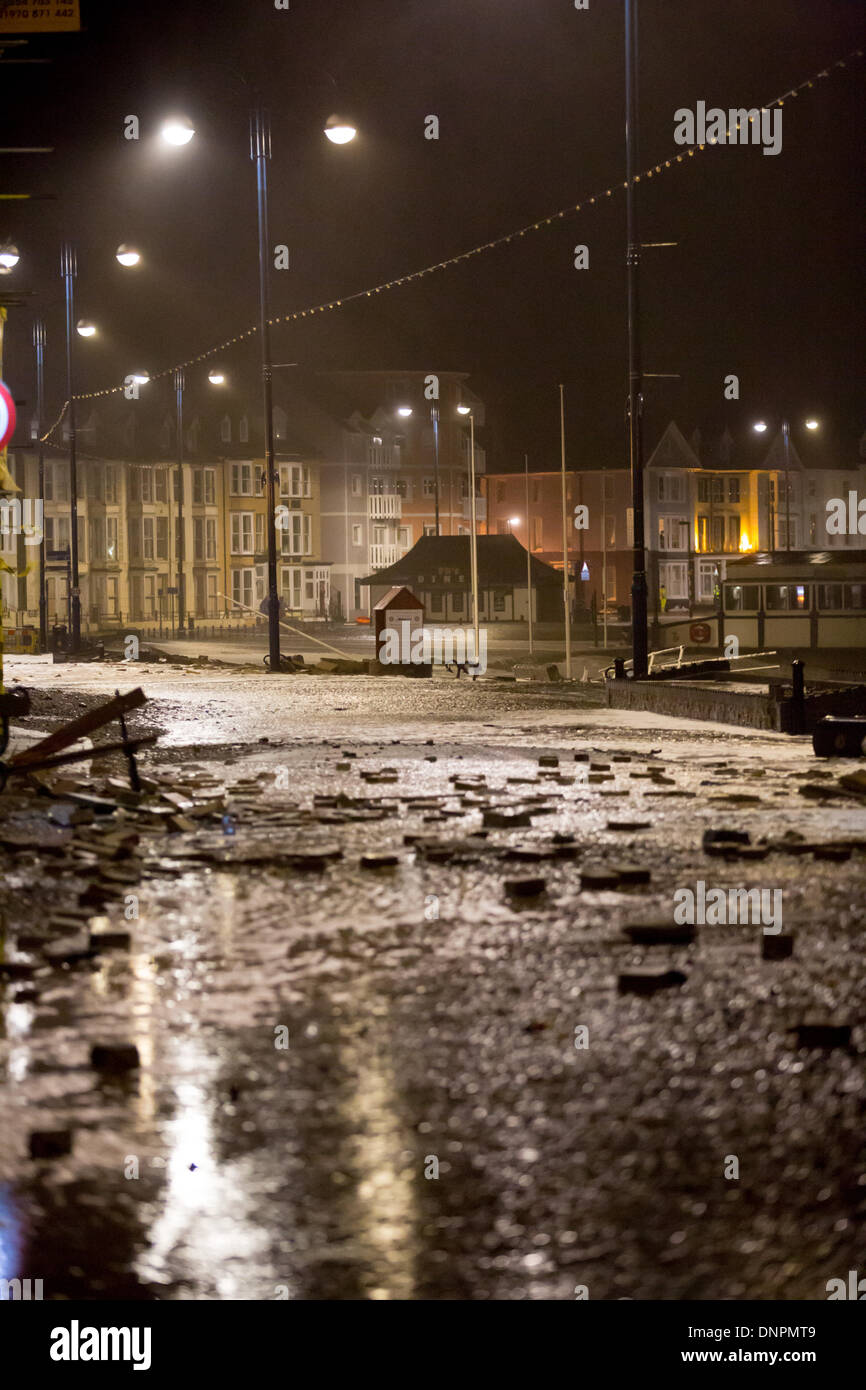 Gale damage hi-res stock photography and images - Alamy