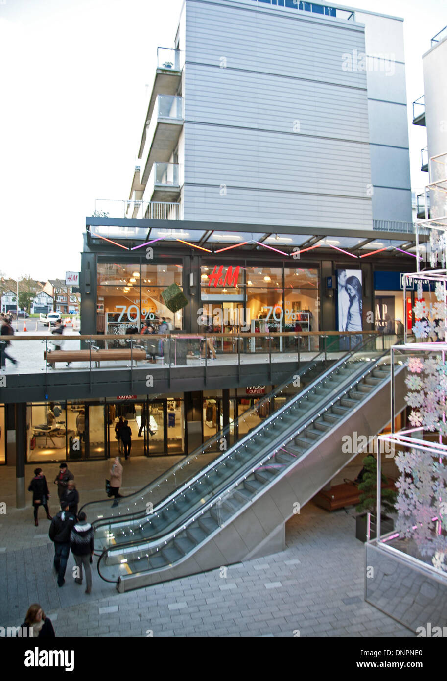 London designer outlet at wembley hi-res stock photography and images ...