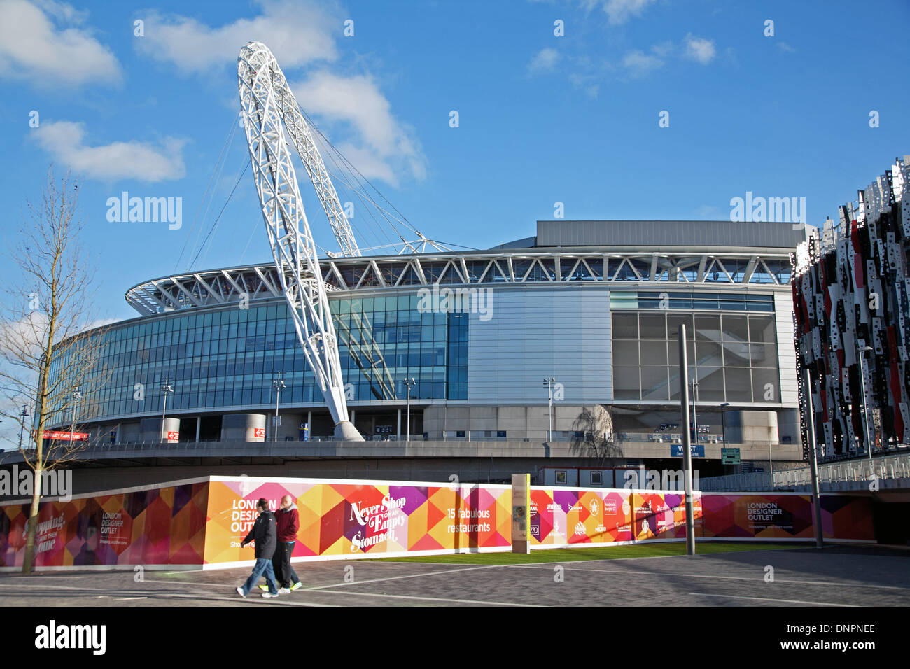 Wembley, London, UK. 02nd Jan, 2014. London’s first designer outlet ...