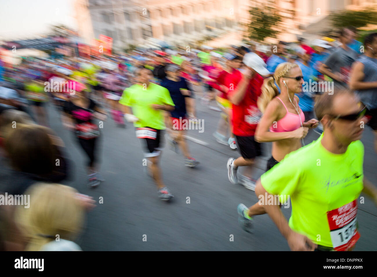 Marathon runners motion blur hi-res stock photography and images - Alamy