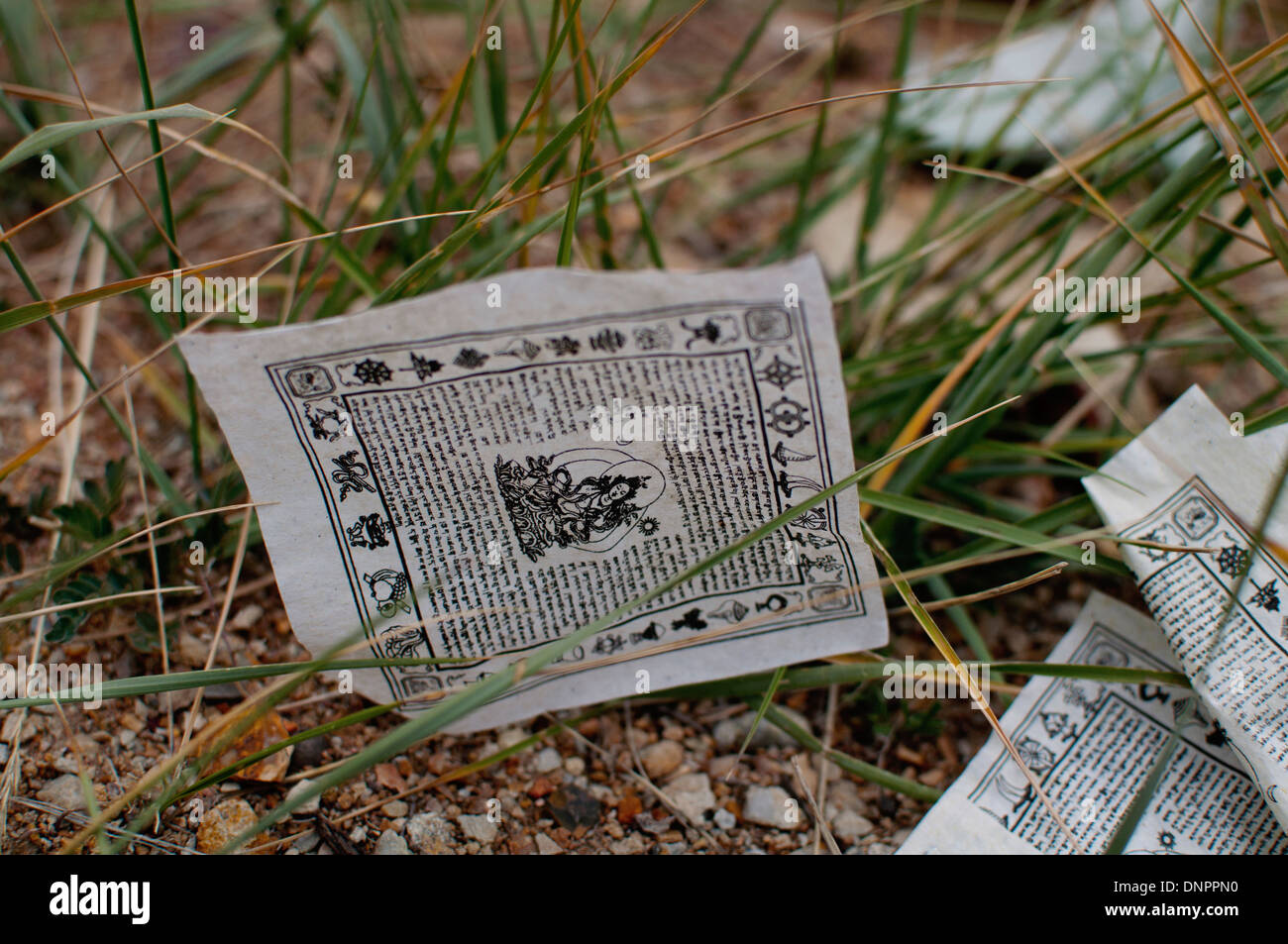 Paper offerings hi-res stock photography and images - Alamy