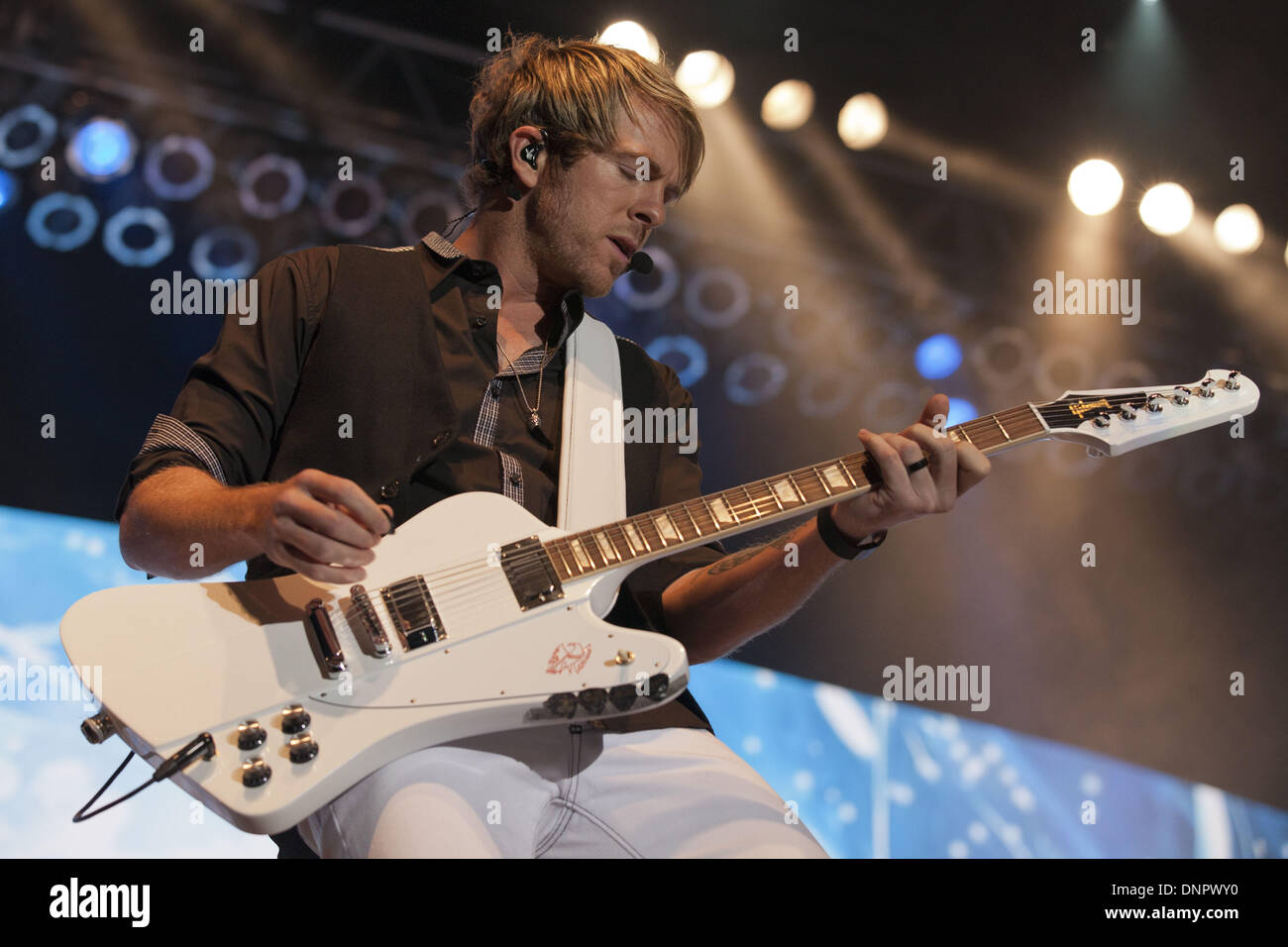 Joe don rooney of rascal flatts hi-res stock photography and images - Alamy