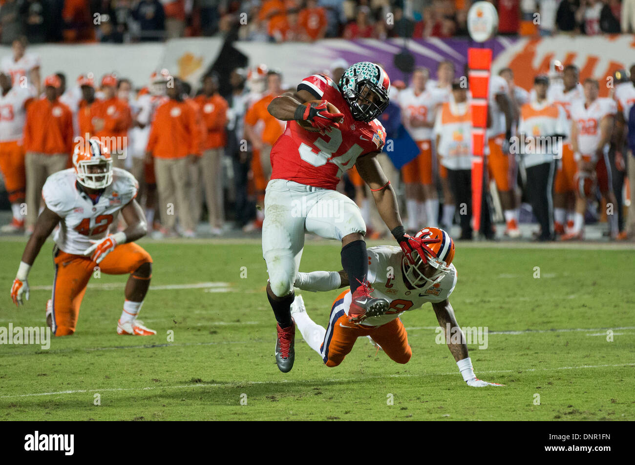 2014 discover orange bowl hi-res stock photography and images - Alamy