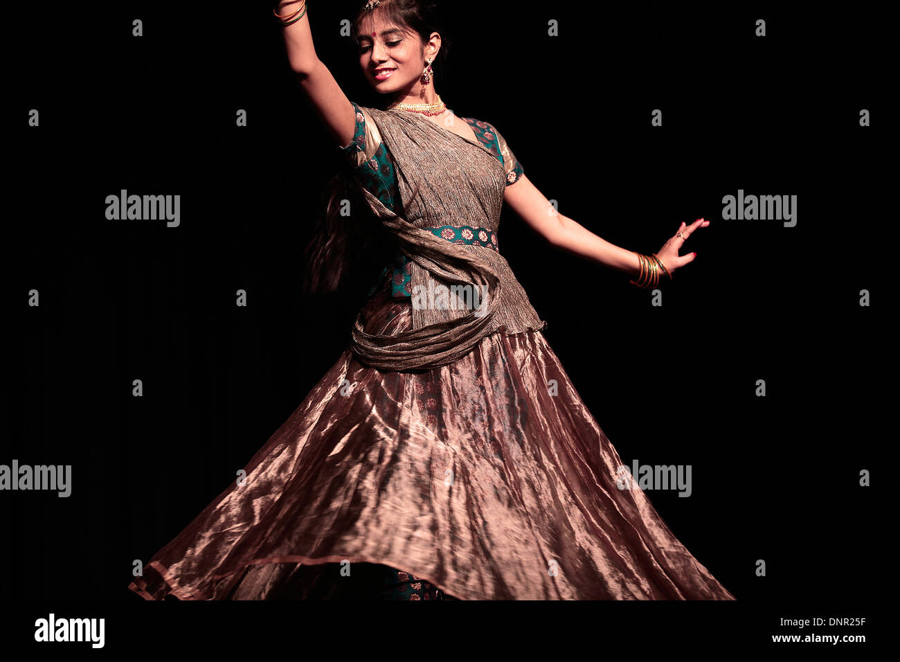 Classical Indian Dance Stock Photo - Alamy