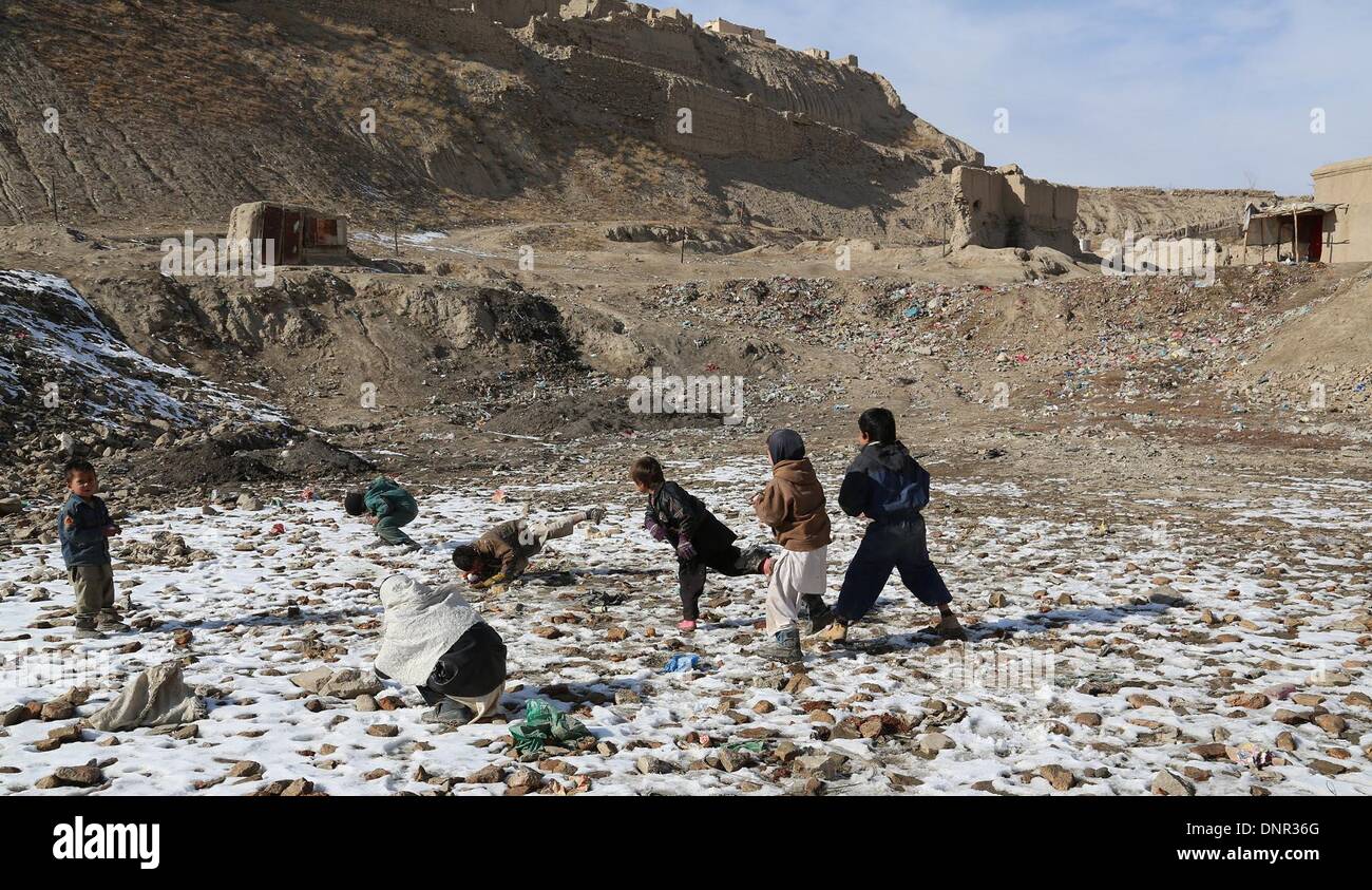 Ghazni, Afghanistan. 4th Jan, 2014. Afghan children play outside their ...