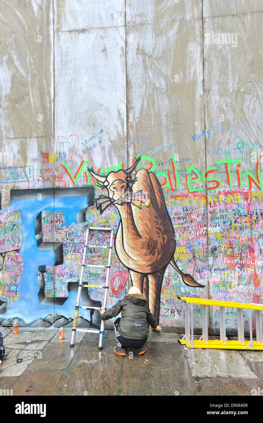 Graffiti installation hi-res stock photography and images - Alamy