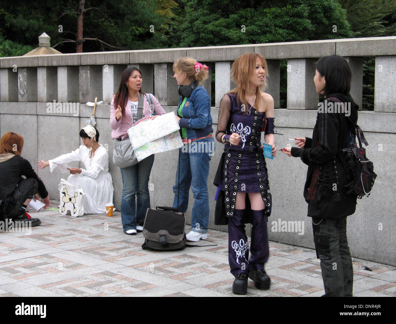 Characters japan hi-res stock photography and images - Alamy