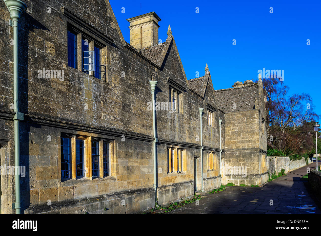 English heritage homes property hi-res stock photography and images - Alamy