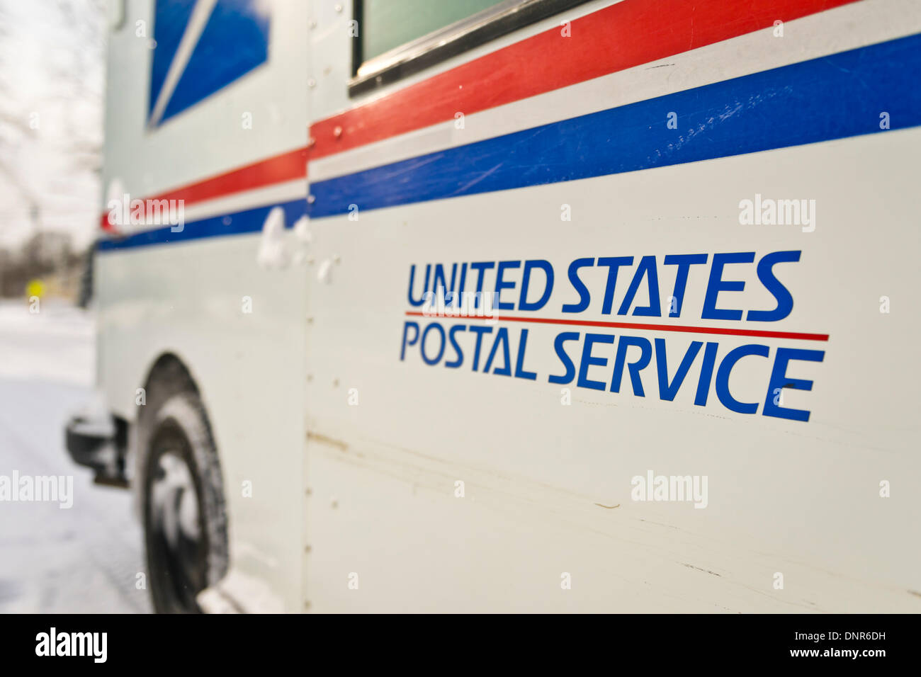 Usps truck snow usa hi-res stock photography and images - Alamy