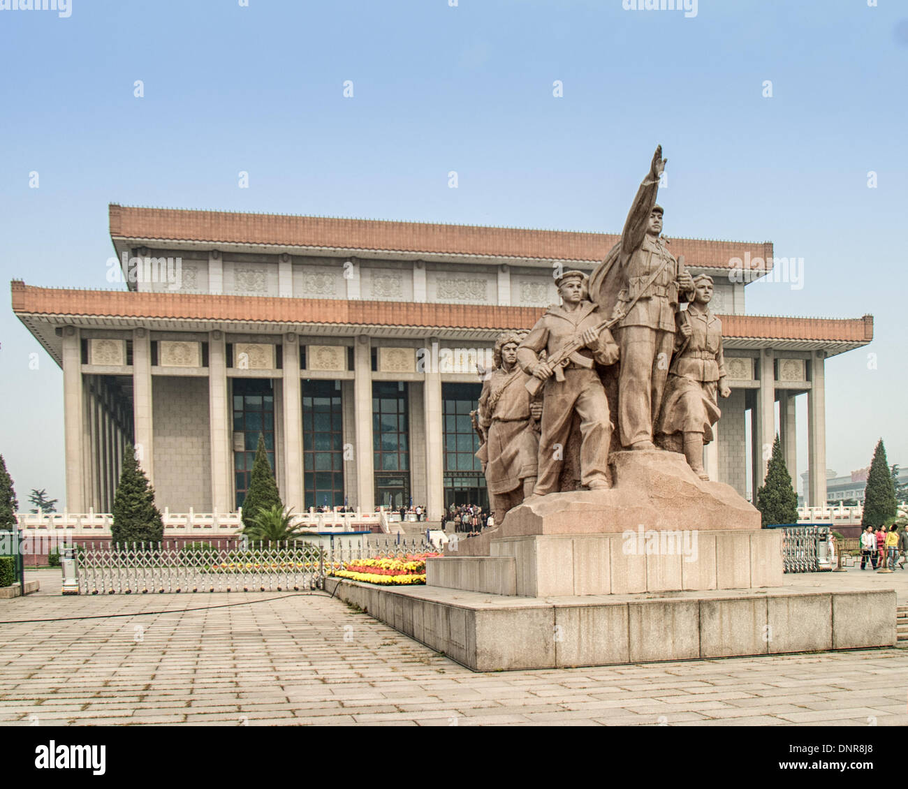 Beijing, China. 16th Oct, 2006. A heroic sculpture depicting workers ...