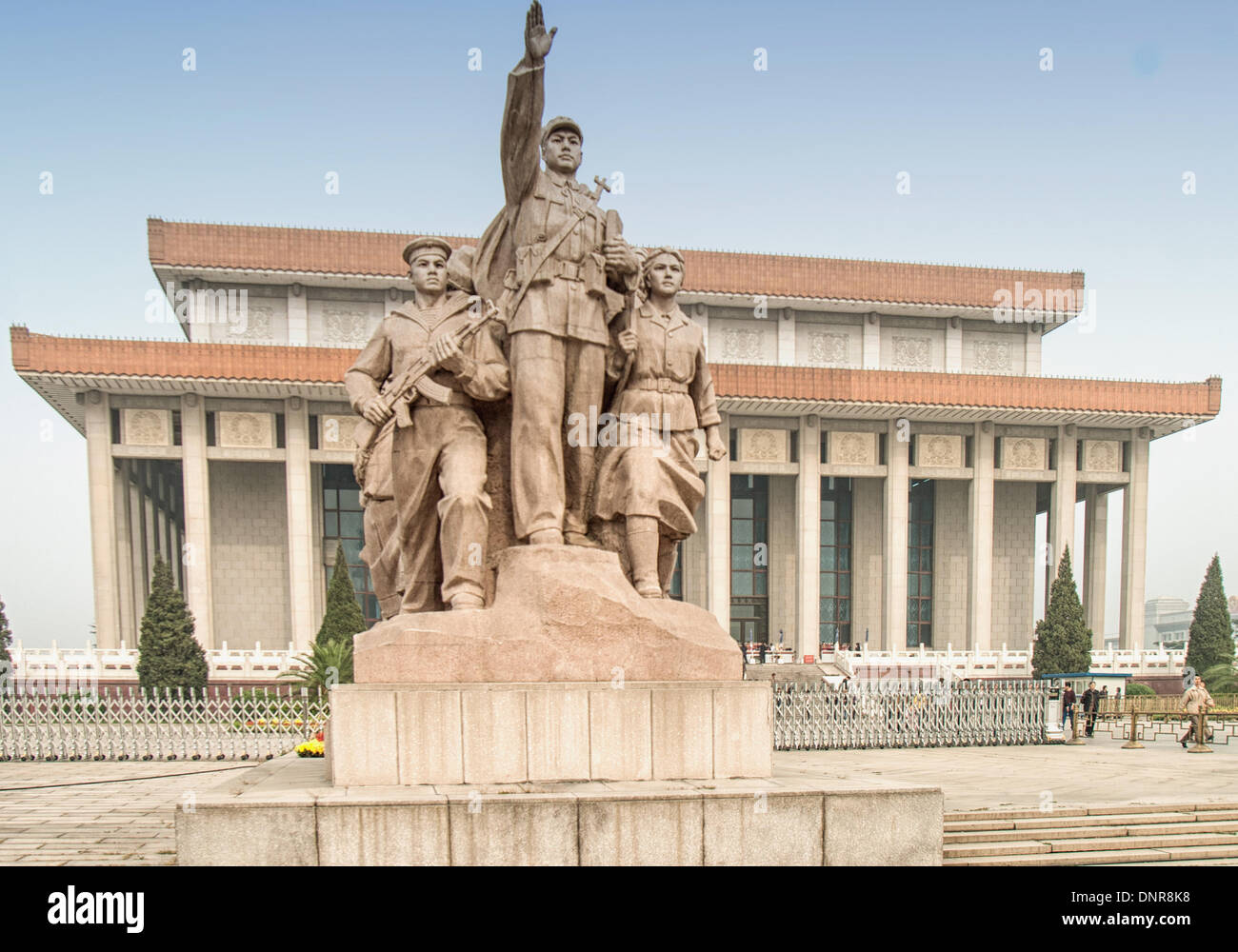 Beijing, China. 16th Oct, 2006. A heroic sculpture depicting workers ...