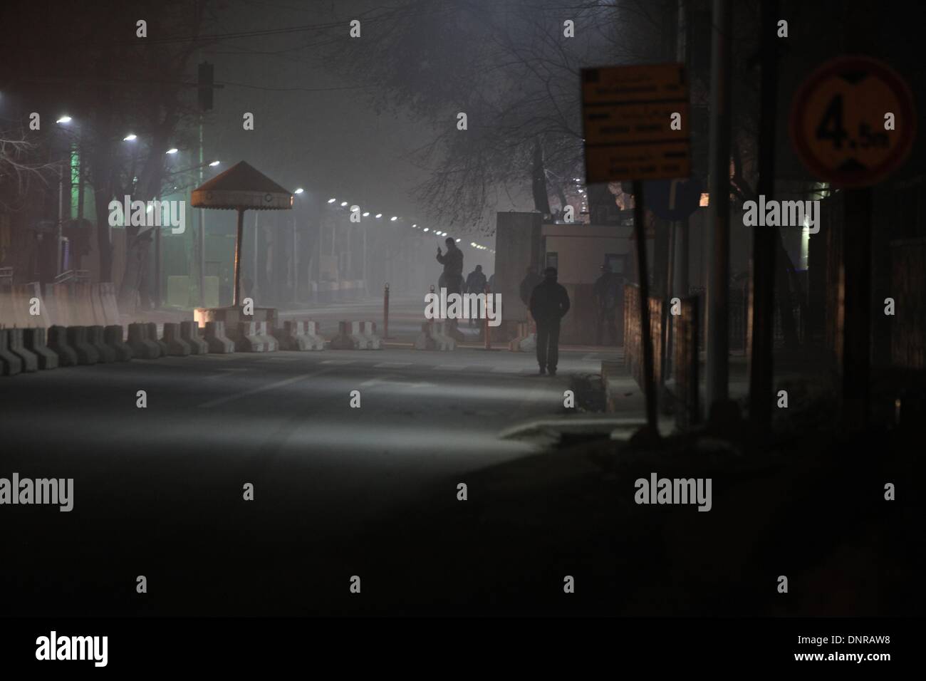 Stand off bomb hi-res stock photography and images - Alamy