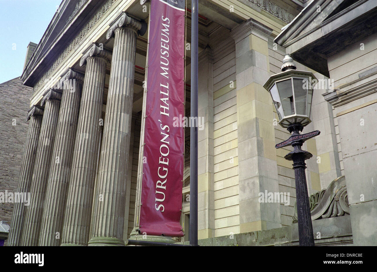 Edinburgh surgeons' hall museums hi-res stock photography and images ...