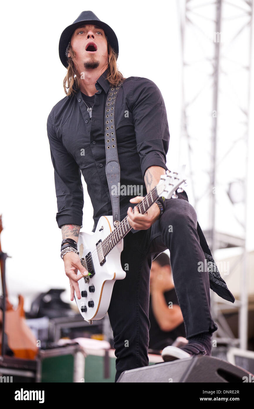 Puddle Of Mudd Volume 4