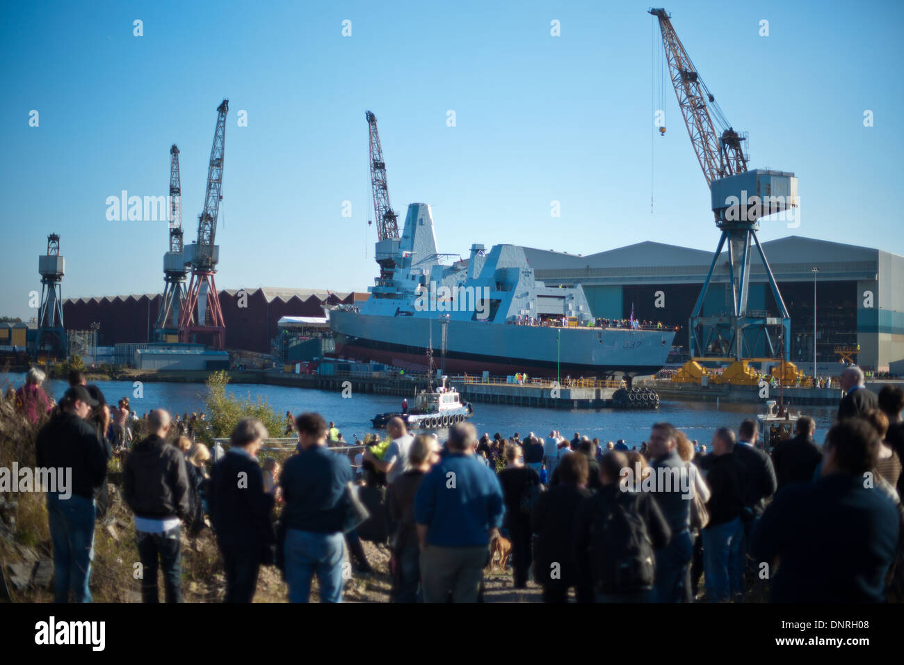Clydeside shipyard hi-res stock photography and images - Alamy